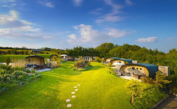 Glamping holidays in the UK - 1,250+ best glamping sites
